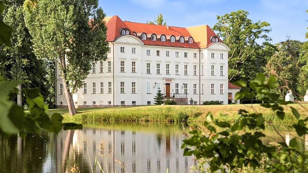 Haus 3000 m² 3700000 € zum Kauf Wedendorf,Wedendorfersee (19217)