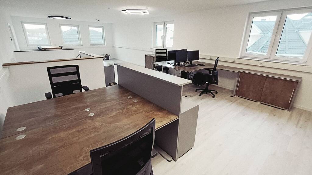 Büro-Praxisfläche 95 m² 1200 € zur Miete Am Wiesendeich 2,Nackenheim ...