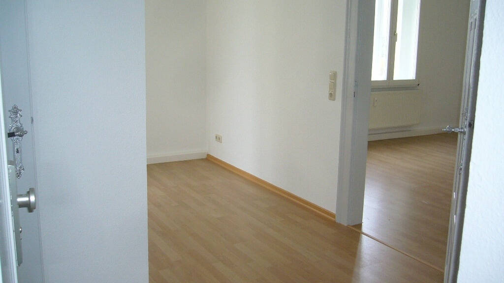 Wohnung 45 m² 290 € zur Miete August-Trinius-Straße 2,Waltershausen ...