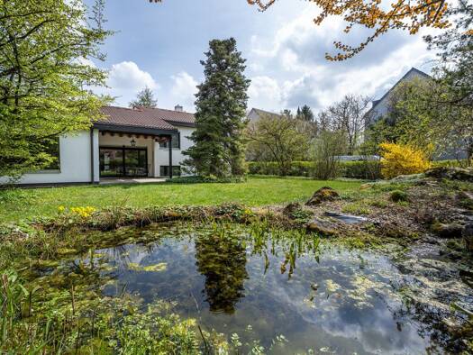 Haus kaufen in Planegg Martinsried - 4 Angebote ab 1.295.000 Euro ...