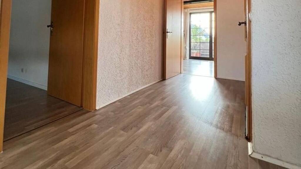 Wohnung 77 m² 900 € zur Miete Niederrodenbach,Rodenbach (63517)