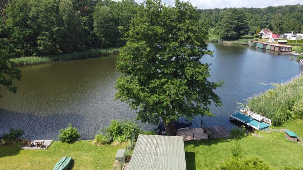 Haus 104 m² 849000 € zum Kauf Bredereiche,Fürstenberg/Havel (16798)