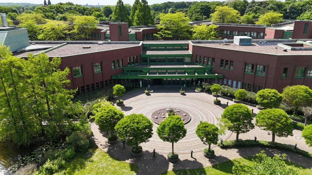 Büro-Praxisfläche 1951 m² 7.22 € zur Miete Hassel,Gelsenkirchen (45896)