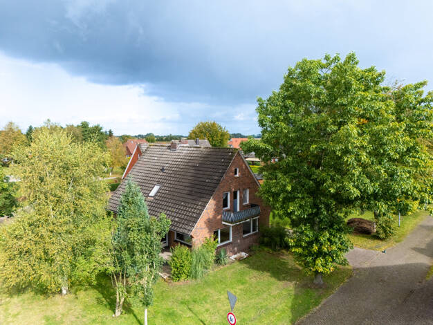 Günstiges Haus kaufen in Ihlow Ochtelbur - 2 Angebote ab 149.000 Euro | immowelt