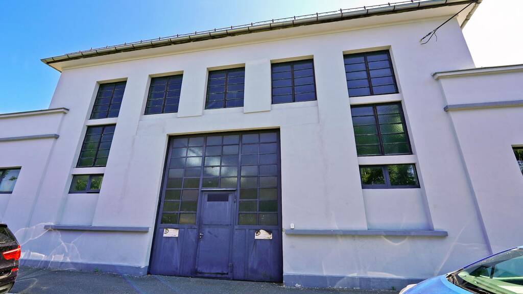 Halle-Industriefläche 354 m² 1300 € zur Miete Innere Stadt,Klagenfurt ...