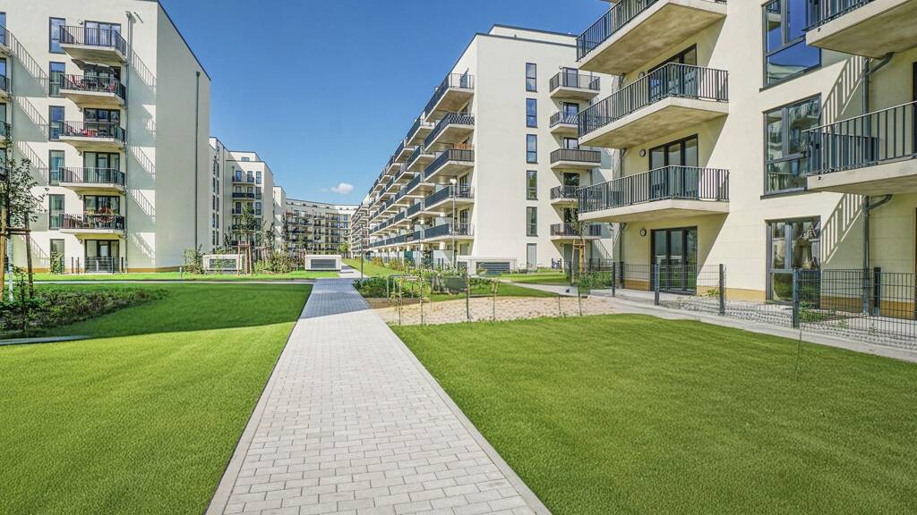 Wohnung 109 m² 1914 € zur Miete Elsa-Neumann-Straße 49,Siemensstadt ...