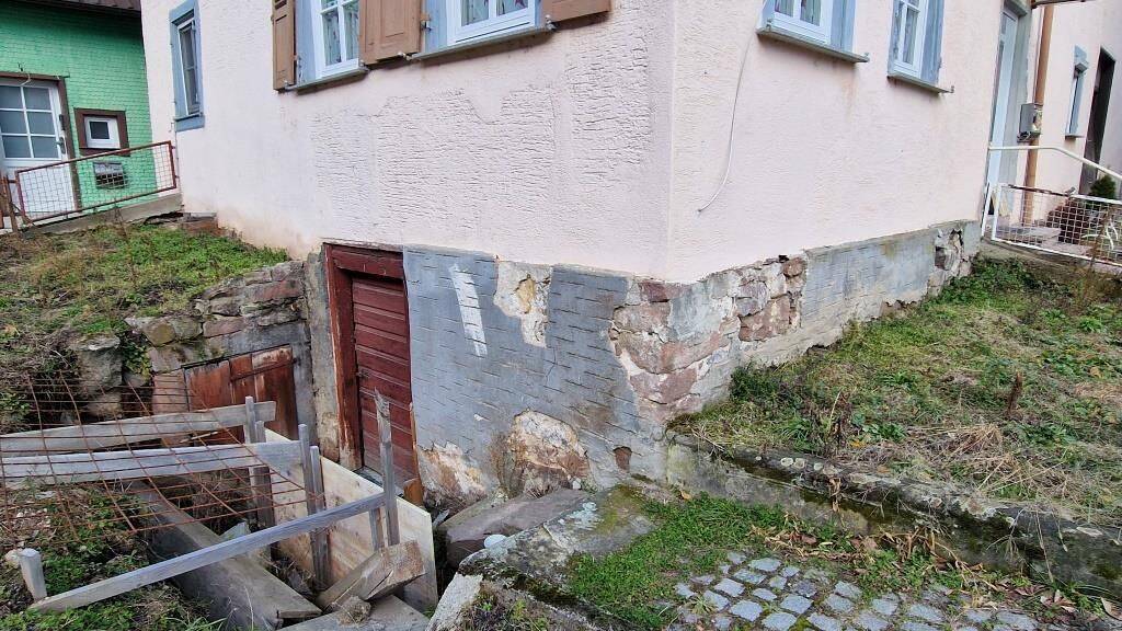 Haus 156 m² 179000 € zum Kauf Hilpertsau,Gernsbach (76593)