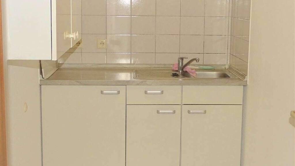 Büro-Praxisfläche 507 m² 507 € zur Miete Leipziger Straße 176,Pölbitz ...