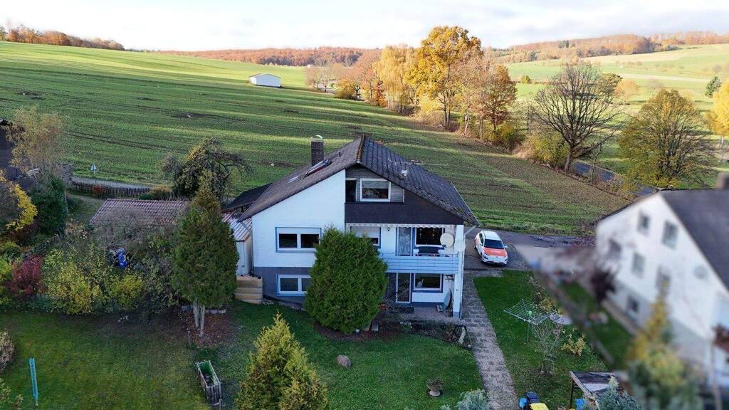 Haus 210 m² 170000 € zum Kauf Olberode,Oberaula (36280)