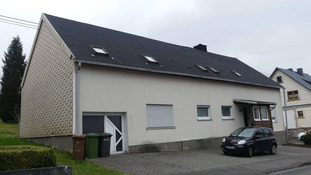 Wohnung 145 m² 50000 € zum Kauf Unnau (57648)