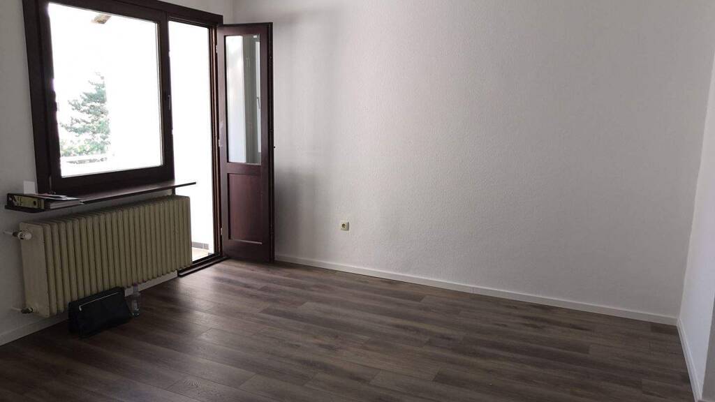 Wohnung 135 m² 315 € zur Miete Neusser Str. 36,Jülich,Jülich (52428)