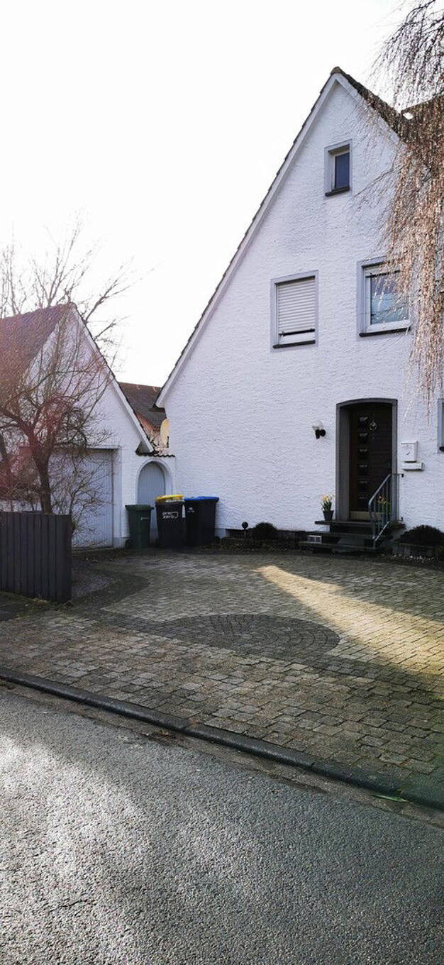 Doppelhaushälfte kaufen in Schloß Holte-Stukenbrock Schloß Holte | immowelt