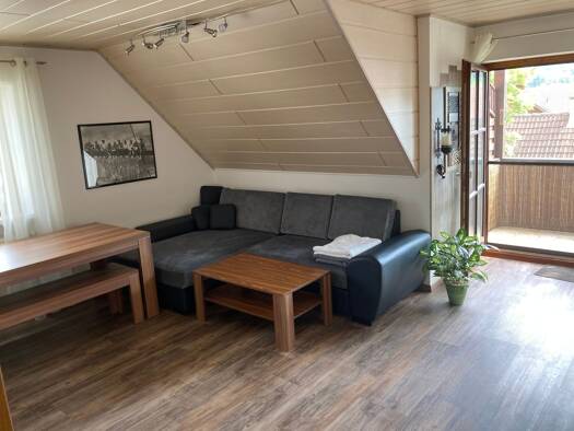 Wohnung mit Balkon mieten in Böhen Osterberg | immowelt