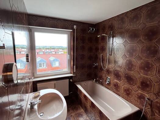 Wohnung mit Balkon mieten in Bernbeuren Osterberg | immowelt