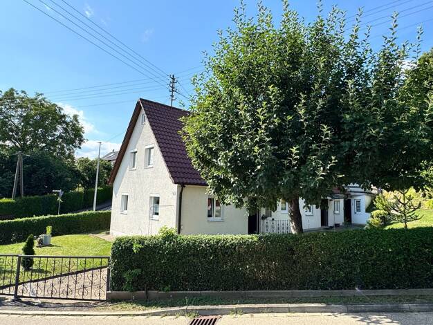 Haus mit Garten kaufen in Haldenwang - 2 Angebote ab 439.000 Euro | immowelt