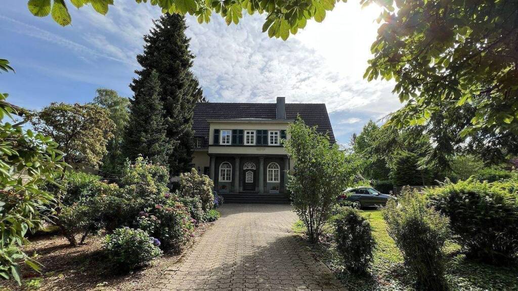 Haus 390 m² 1725000 € zum Kauf Bonnenbroich,Mönchengladbach (41238)