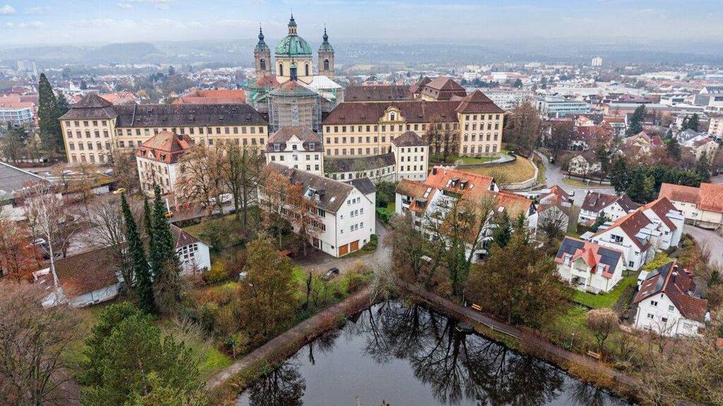 Wohnung 102 m² 1250 € zur Miete St.-Longinus-Straße 10,Weingarten (88250)