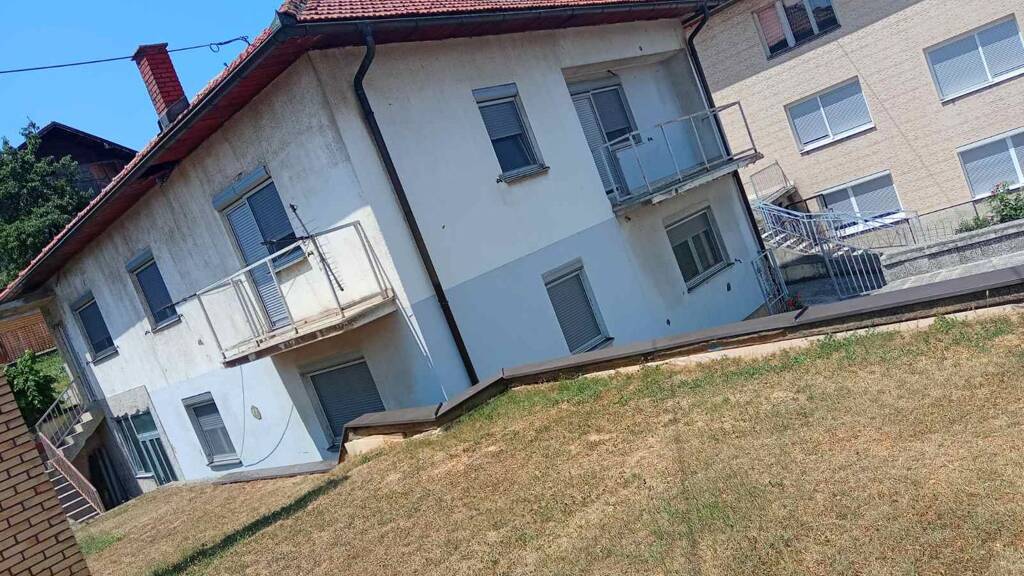 Haus 169 m² zum Kauf Feriza Tumbula (71000)