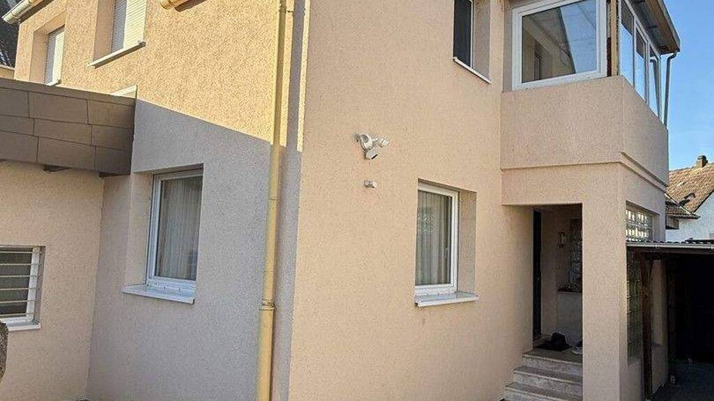 Haus 140 m² 1820 € zur Miete Niederrodenbach,Rodenbach (63517)