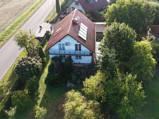 Einfamilienhaus kaufen in Drei Gleichen - ab 242.000 Euro | immowelt