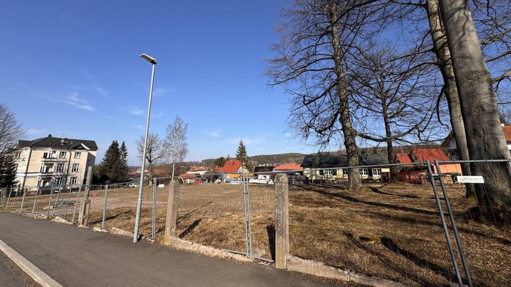 Grundstück 310000 € zum Kauf Bad Tabarz (99891)