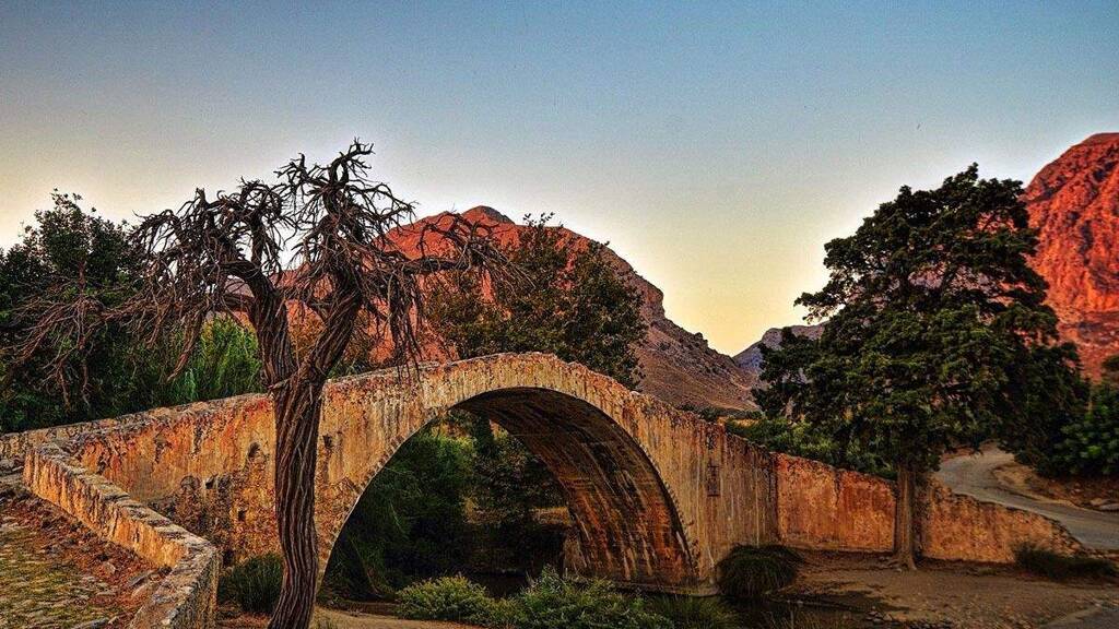 Grundstück 950000 € zum Kauf (72400)