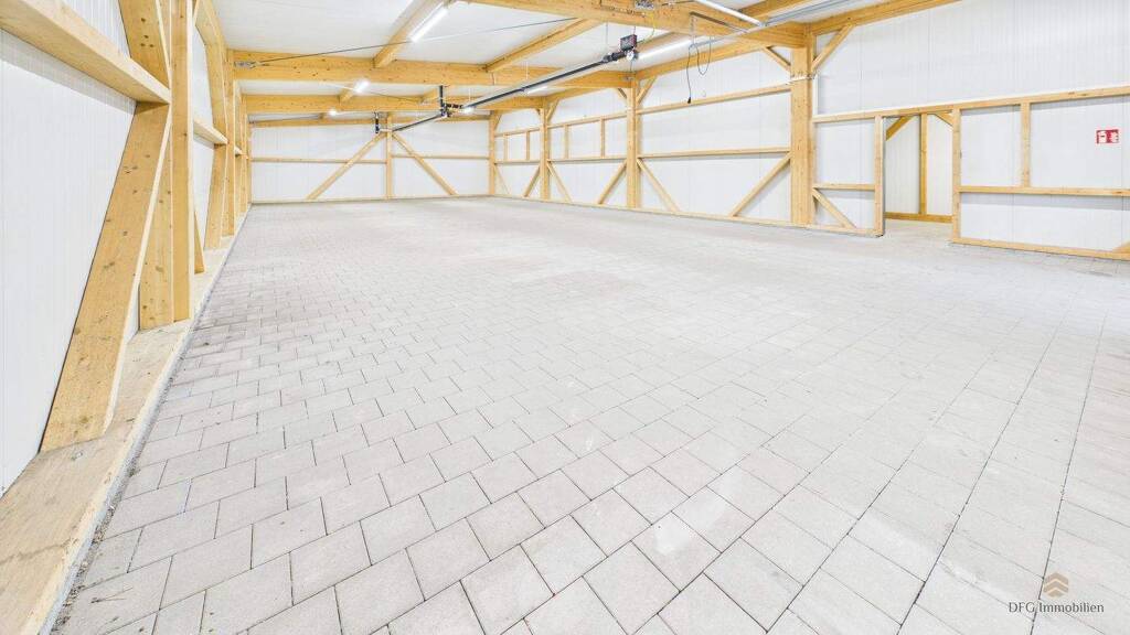 Halle-Industriefläche 202 m² 1717 € zur Miete Niederwinkling ...