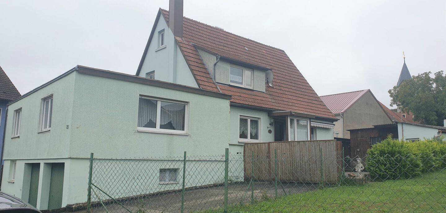 Haus 174 m² 175000 € zum Kauf Riedenheim,Riedenheim (97283)