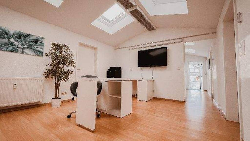 Büro-Praxisfläche 4 m² 481 € zur Miete Josef-Reiert-Straße,Walldorf (69190)