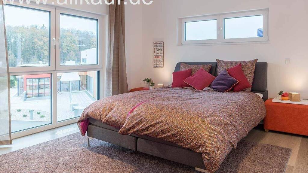 Haus 195.5 m² 538069 € zum Kauf Eisolzried,Bergkirchen (85232)