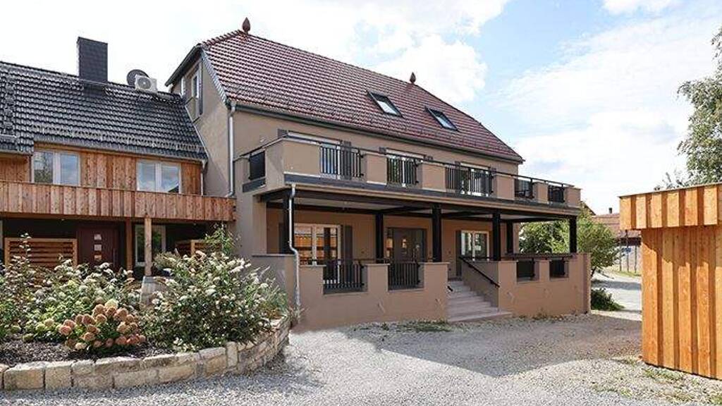 Haus 300 m² 2900 € zur Miete Linderbach,Erfurt (99098)